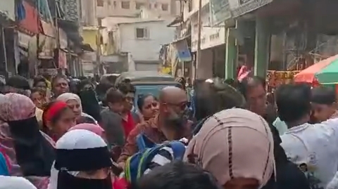 Malad News: Massive Traffic Congestion at Malwani 7, Malad West After ...